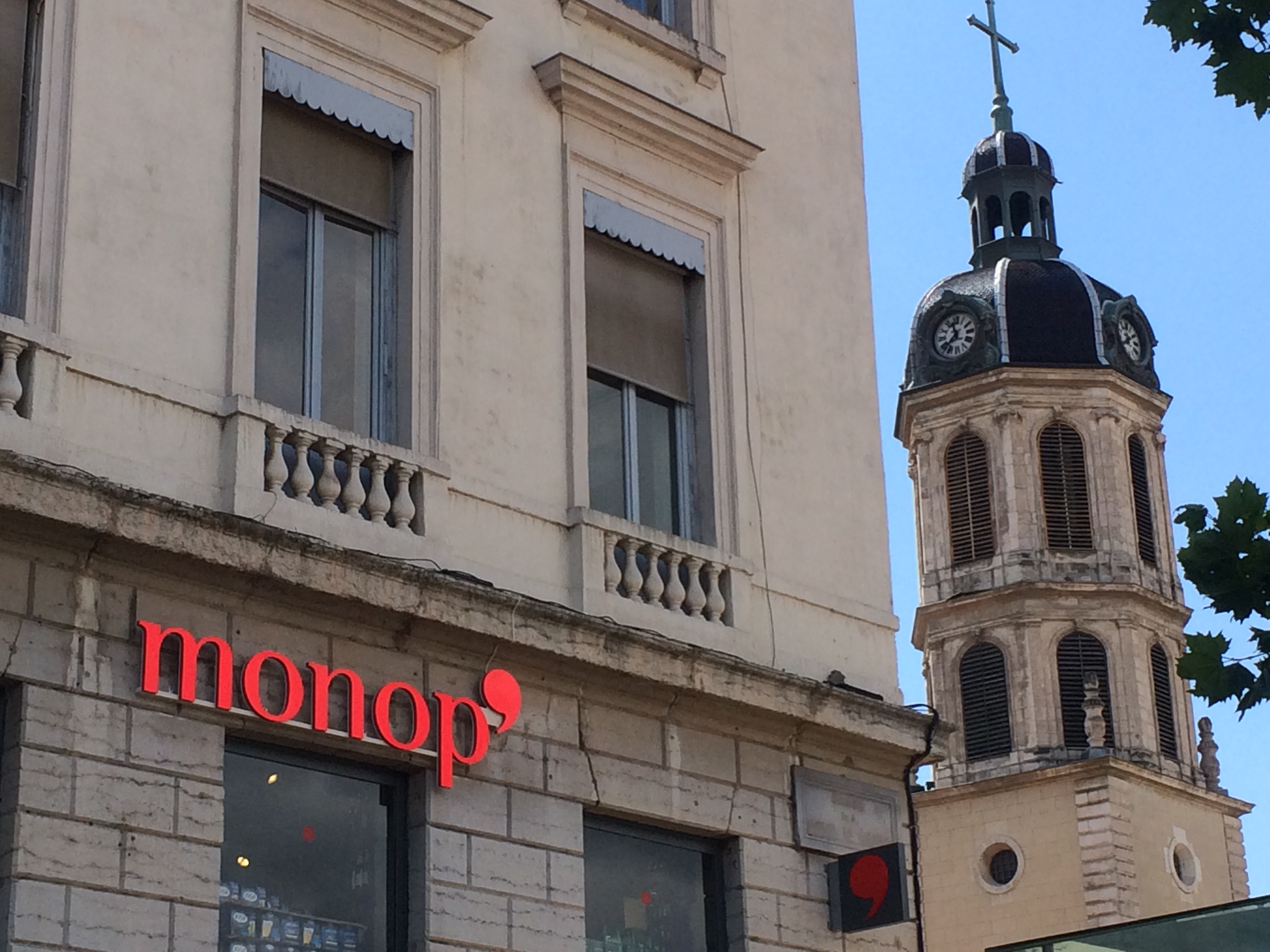 Bienvenue à Monop’… | Les Amis de la place Antonin Poncet